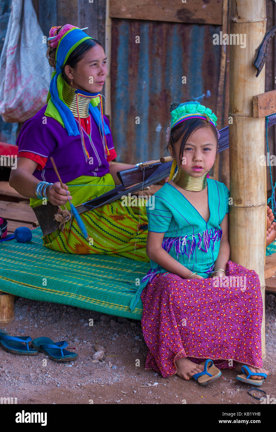 Portrait of Kayan tribe woman in Kayan state Myanmar Stock Photo - Alamy