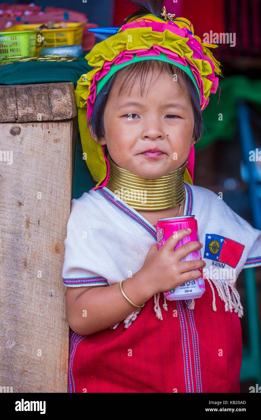 Portrait of Kayan tribe girl in Kayan state Myanmar Stock Photo - Alamy
