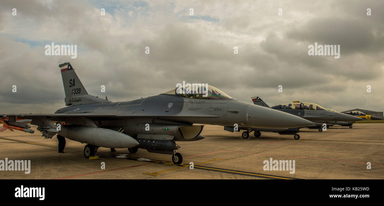 U.S. Air Force F-16 Fighting Falcons assigned to the 149th Fighter Wing ...