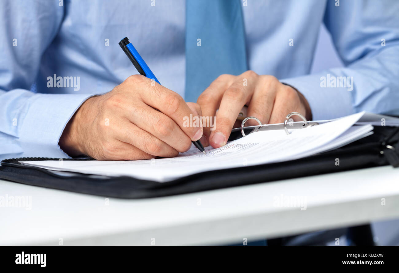 Signing section hi-res stock photography and images - Alamy
