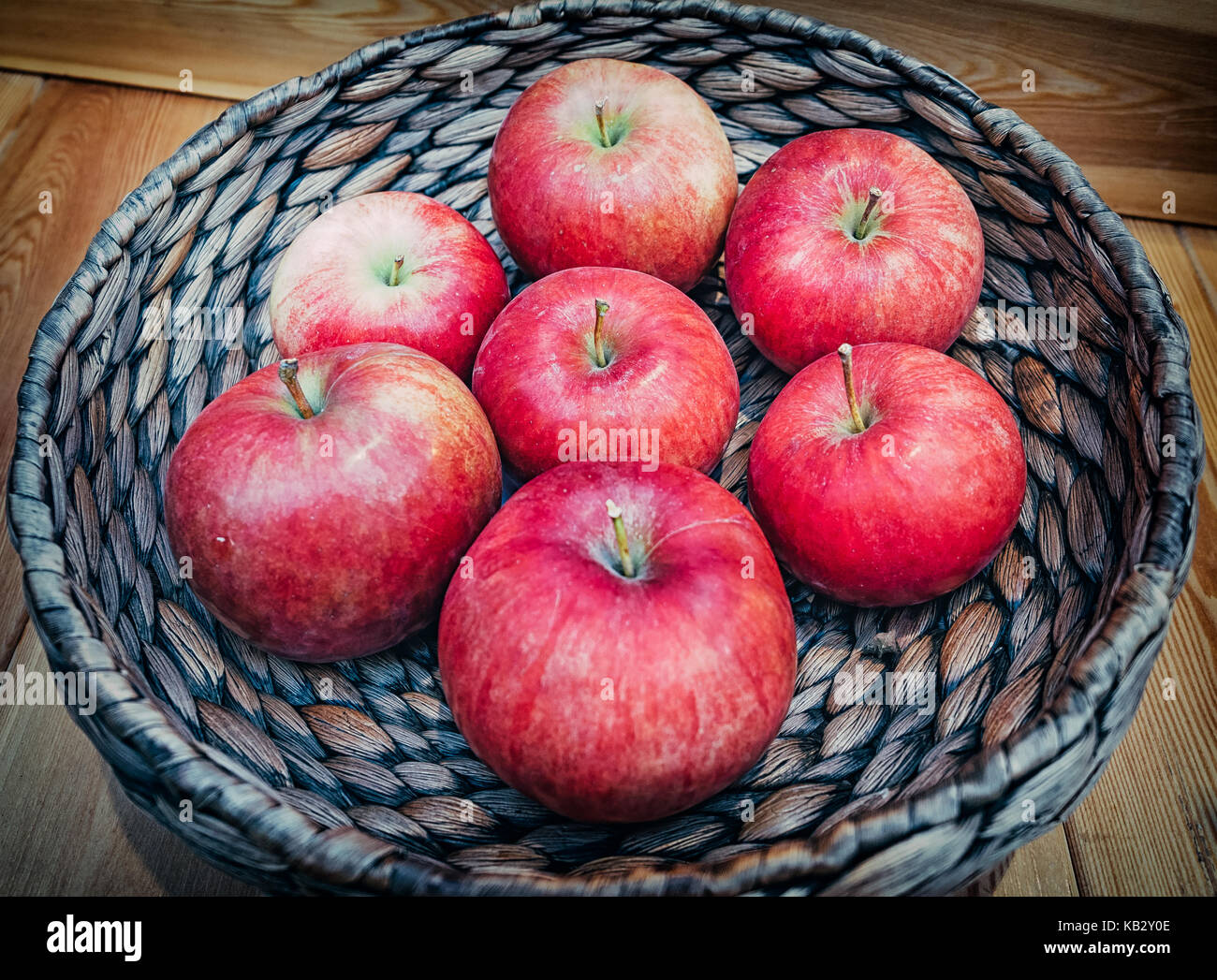 wooden basket with big red apples Stock Photo - Alamy