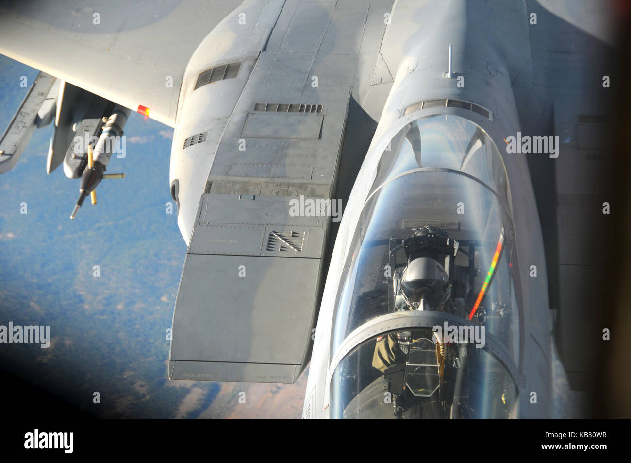 F-15 Eagle Refueling Operation Stock Photo - Alamy