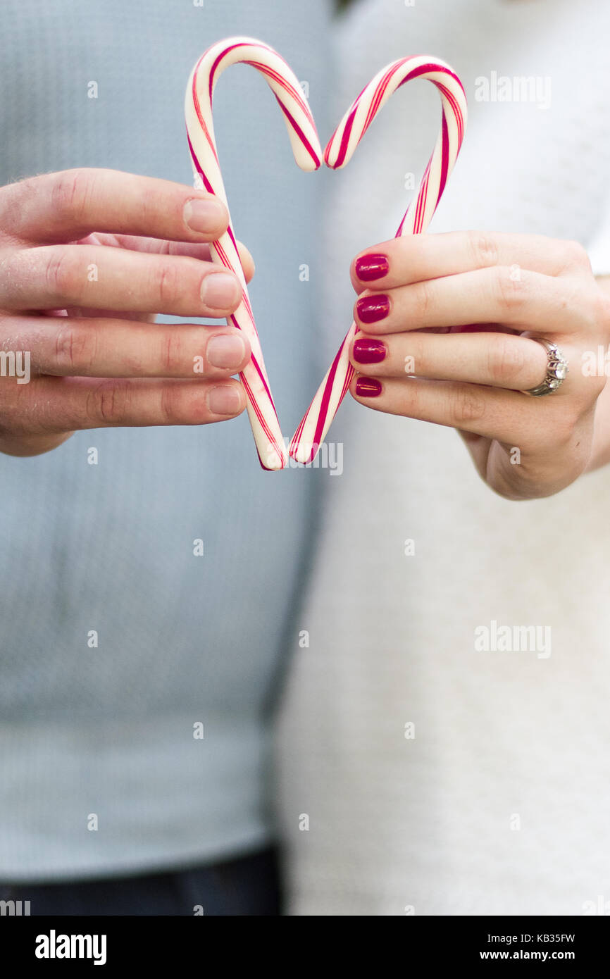 Couple and christmas and anonymous hi-res stock photography and images ...