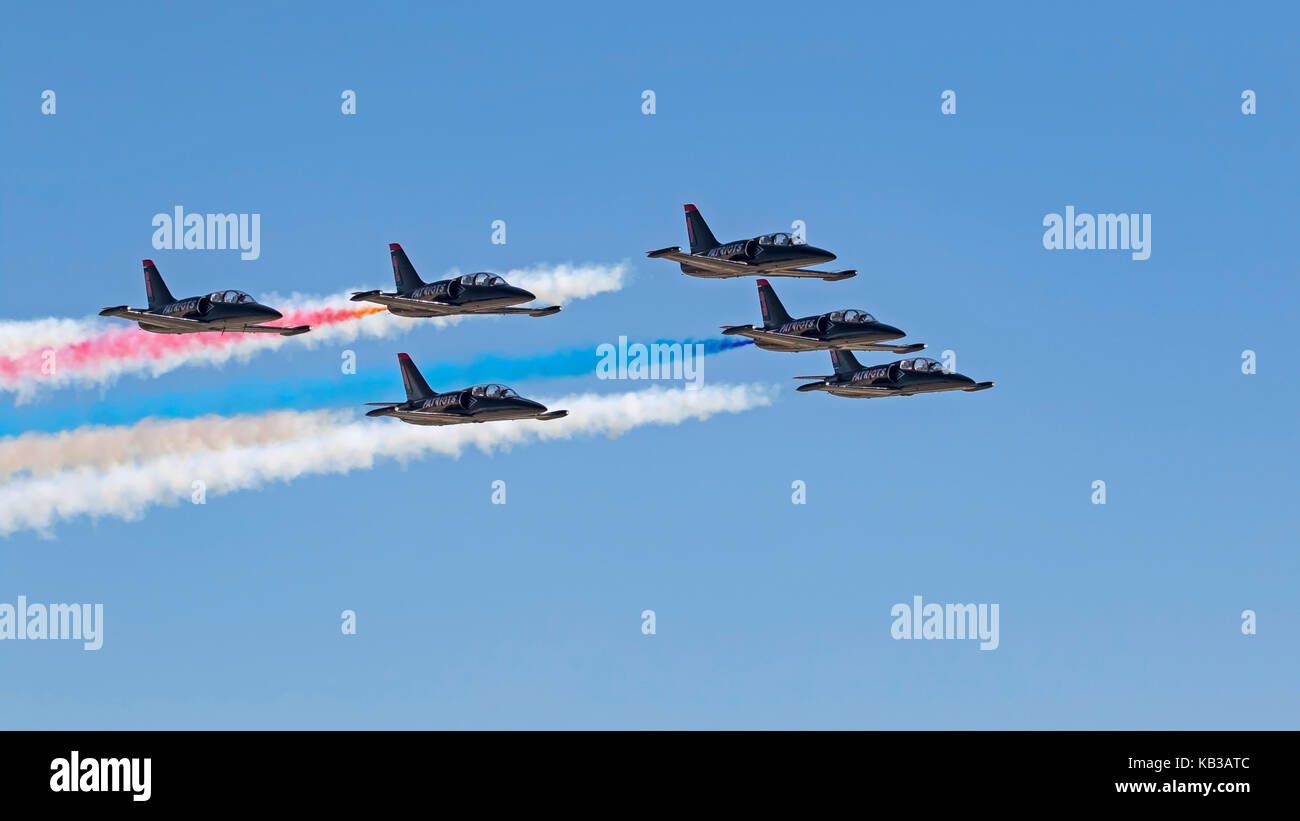 Airplane Patriots Jet Team performs at Miramar Air Show Stock Photo - Alamy