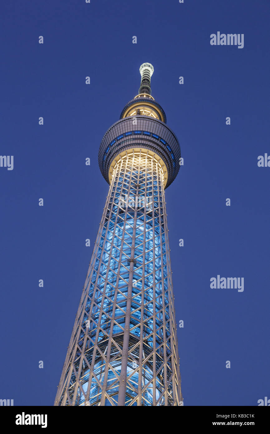 Tokyo tower illuminated night japan hi-res stock photography and images ...