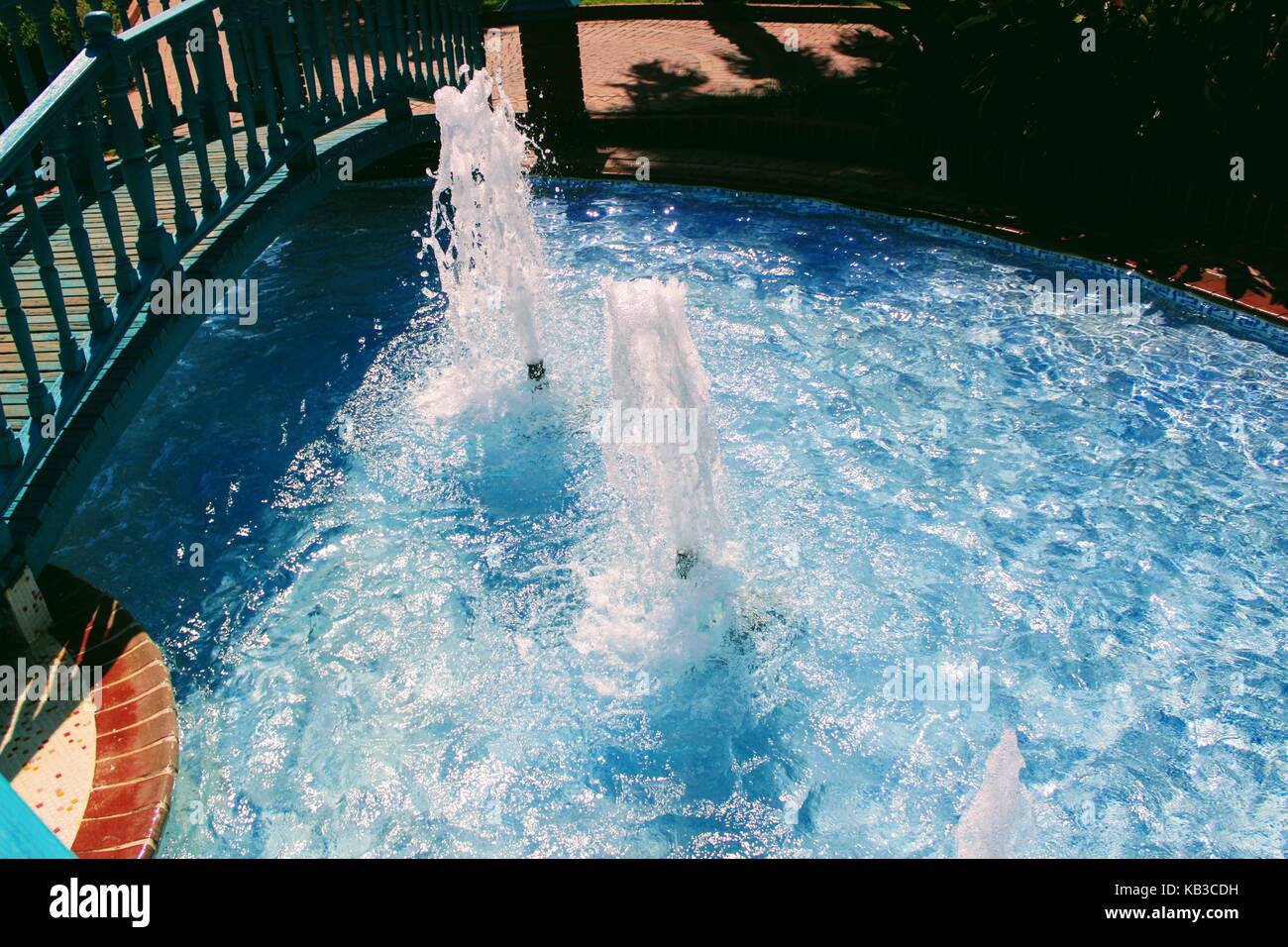 Wooden bridge over swimming pool hi-res stock photography and images ...