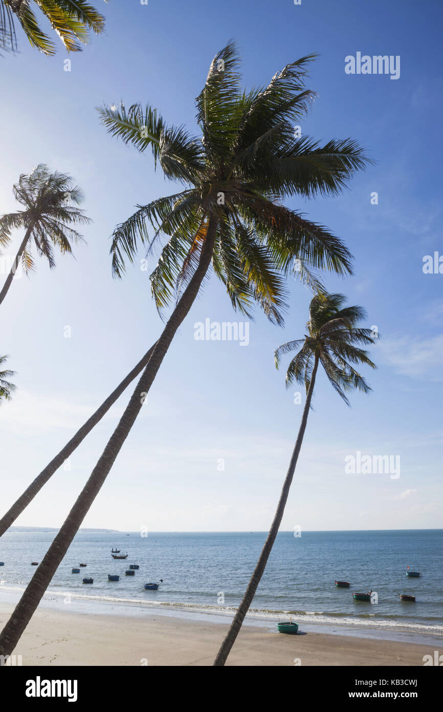 Mui ne beach hi-res stock photography and images - Alamy