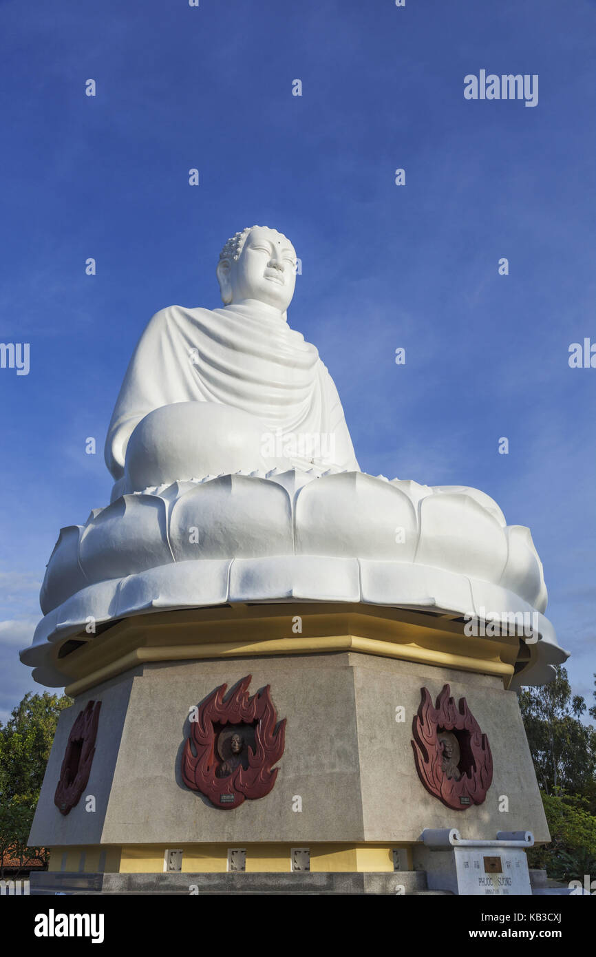 Buddha long son nha trang hi-res stock photography and images - Alamy