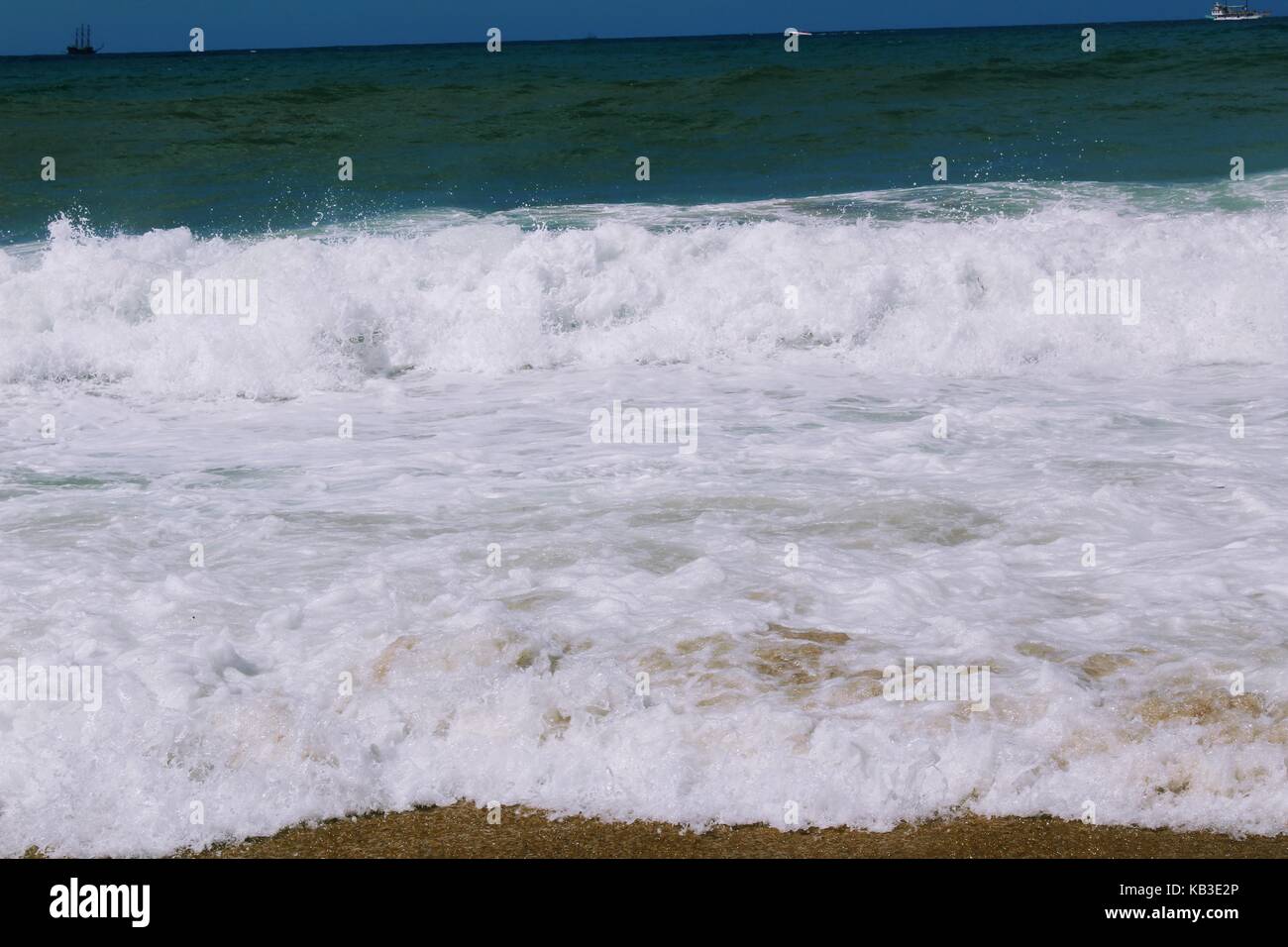 Rolling sea hi-res stock photography and images - Alamy