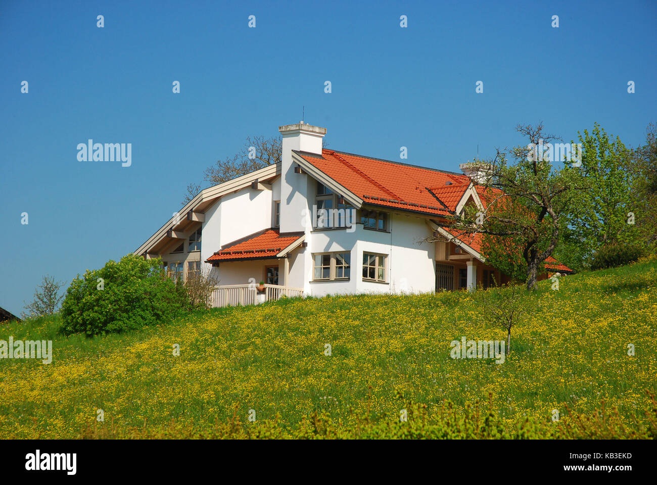 Single-family dwelling, unmarked, spring Stock Photo - Alamy