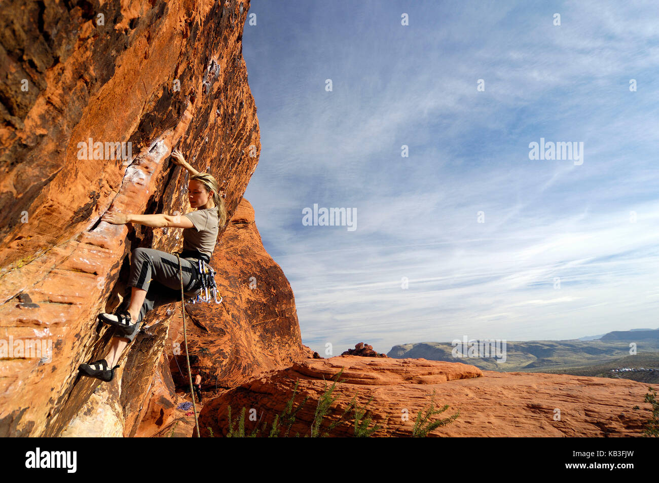 Free climbing hi-res stock photography and images - Alamy