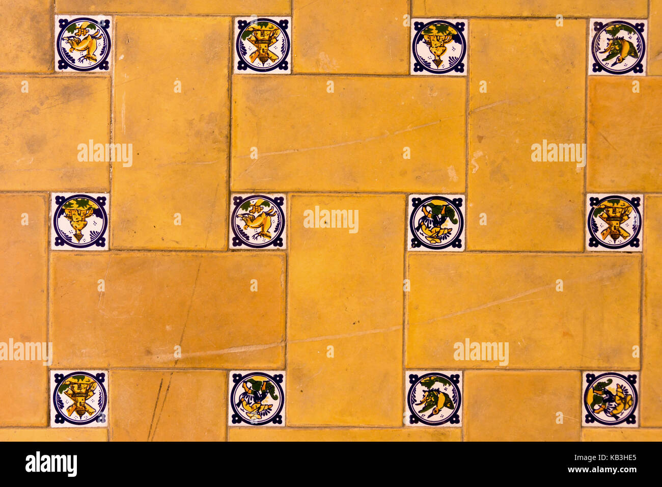 Mosaic floor tiles hi-res stock photography and images - Alamy
