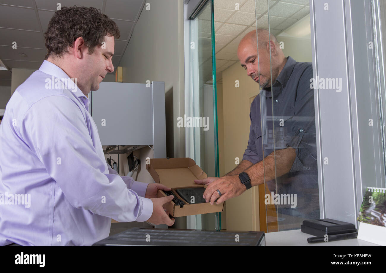 Customer unit image hi-res stock photography and images - Alamy