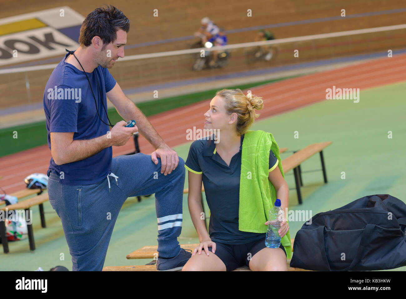 Female racing cyclist hi-res stock photography and images - Alamy