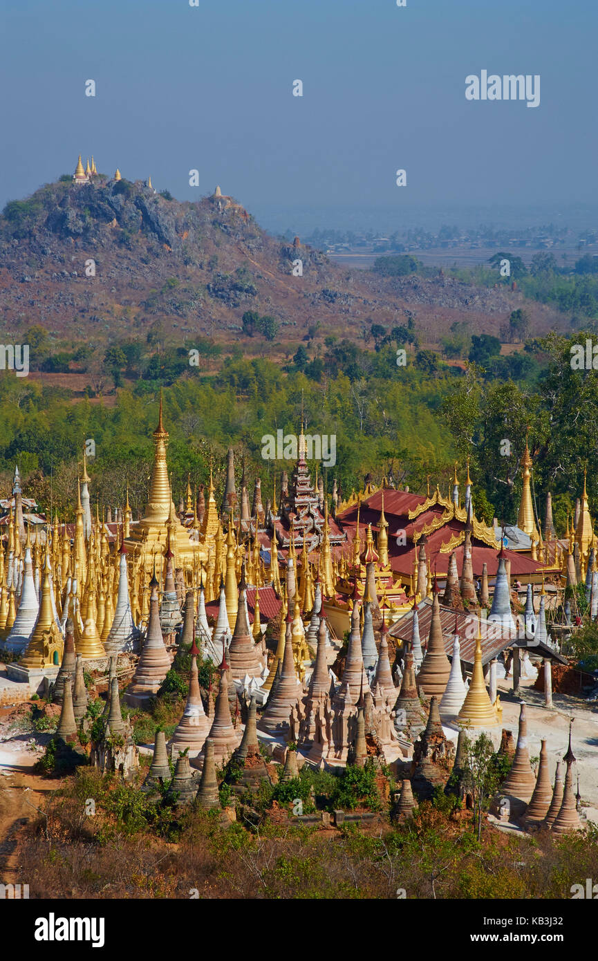 Shwe inn thein monastery hi-res stock photography and images - Alamy