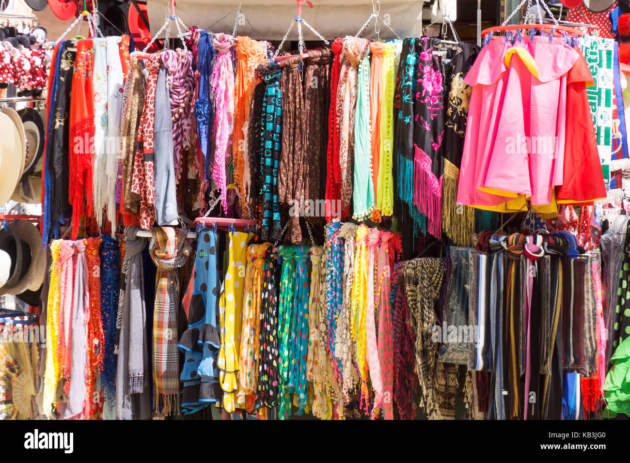 Hat stall spain hi-res stock photography and images - Alamy