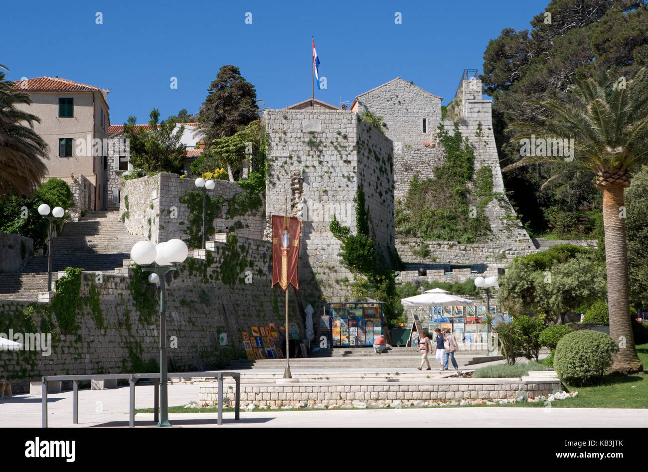 Croatia, Rab, city wall and the tower of the courageous Stock Photo - Alamy