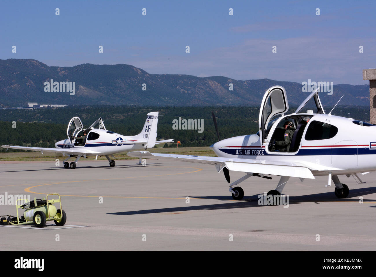 557th flying training squadron hi-res stock photography and images - Alamy