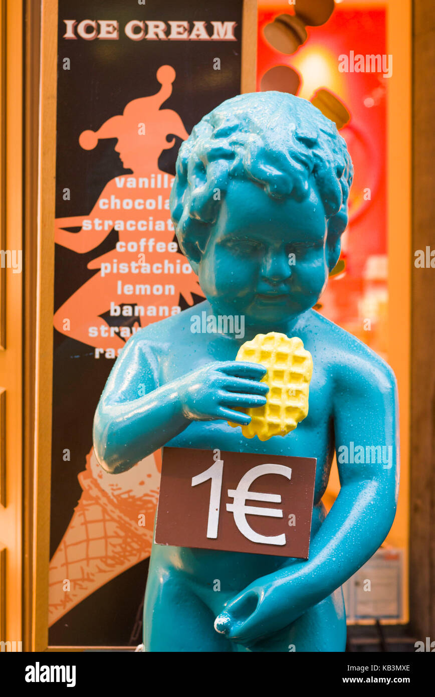 Belgium, Brussels, Manneken Pis, fountain statue and a symbol of ...