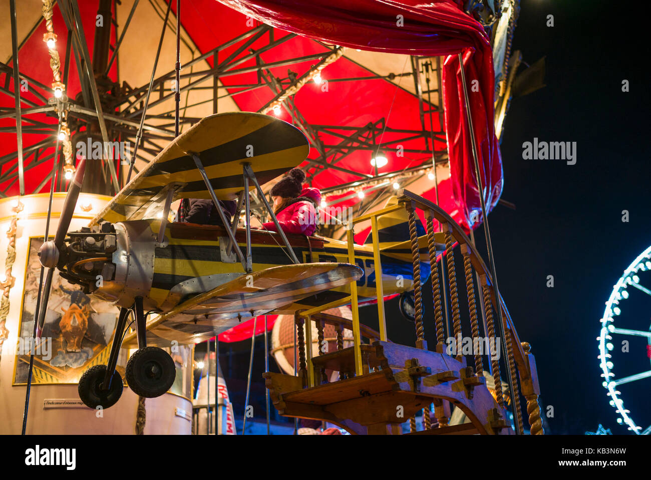 Belgium, Brussels, Place Ste-Catherine, Christmas Market, carousel ...