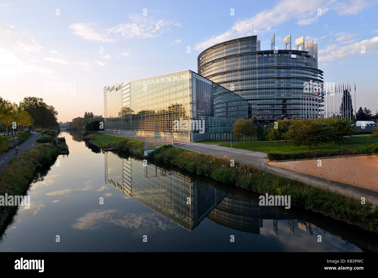 France, Bas Rhin, Strasbourg, European Parlement by the architecture ...