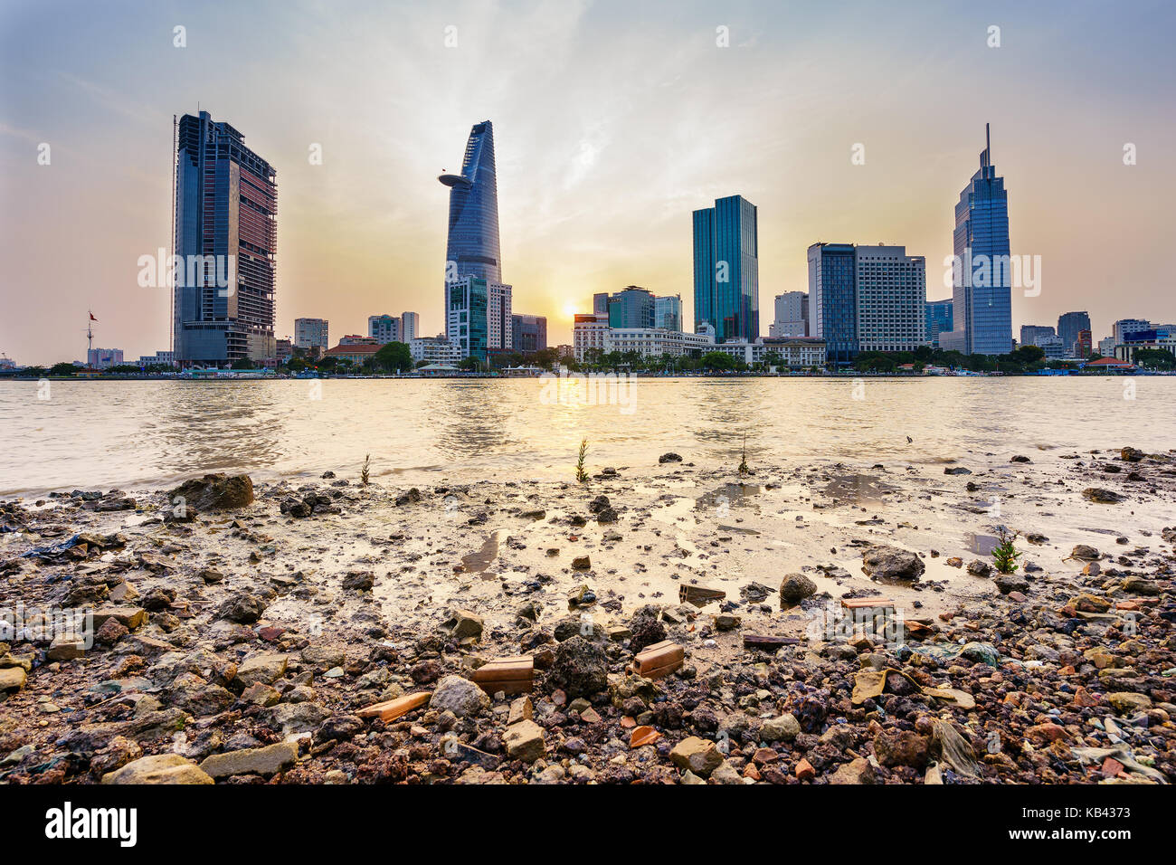 Downtown Saigon in sunset (view from Thu Thiem district), Ho Chi Minh ...