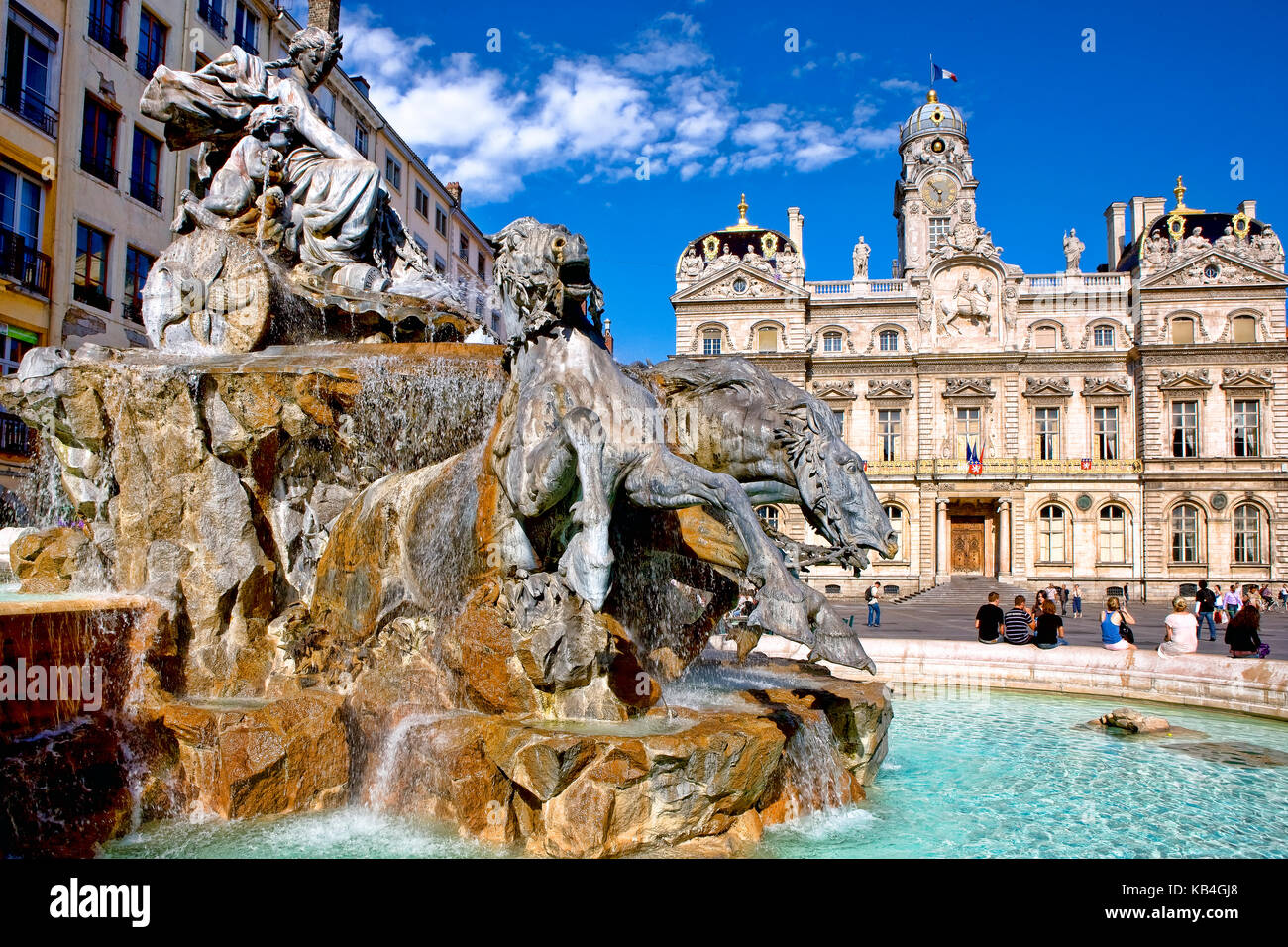 Fountain in Place des Terreaux at Lyon Stock Photo - Alamy