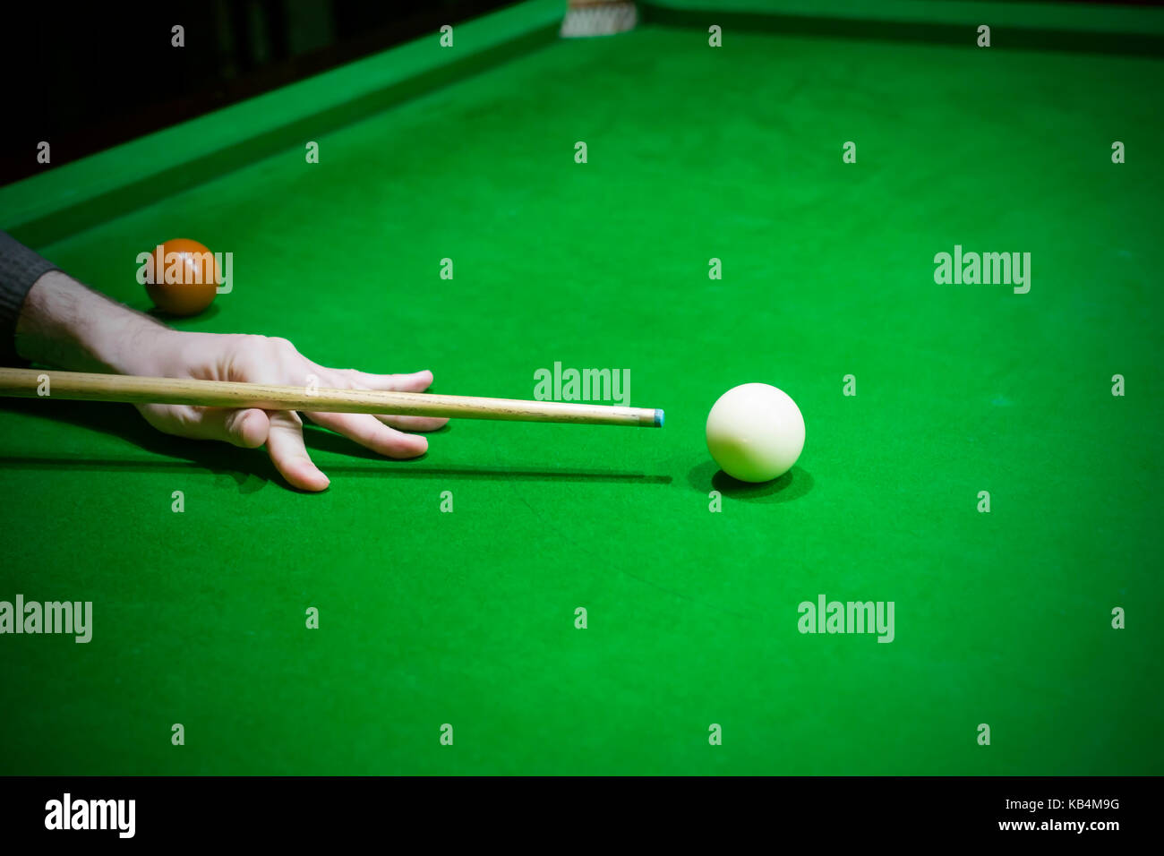 Snooker player hi-res stock photography and images - Alamy