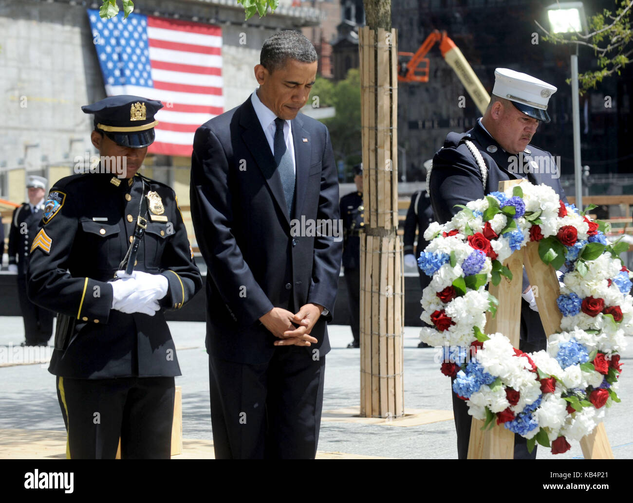 NEW YORK, NY - MAY 05: President Obama bows his head during a moment of ...