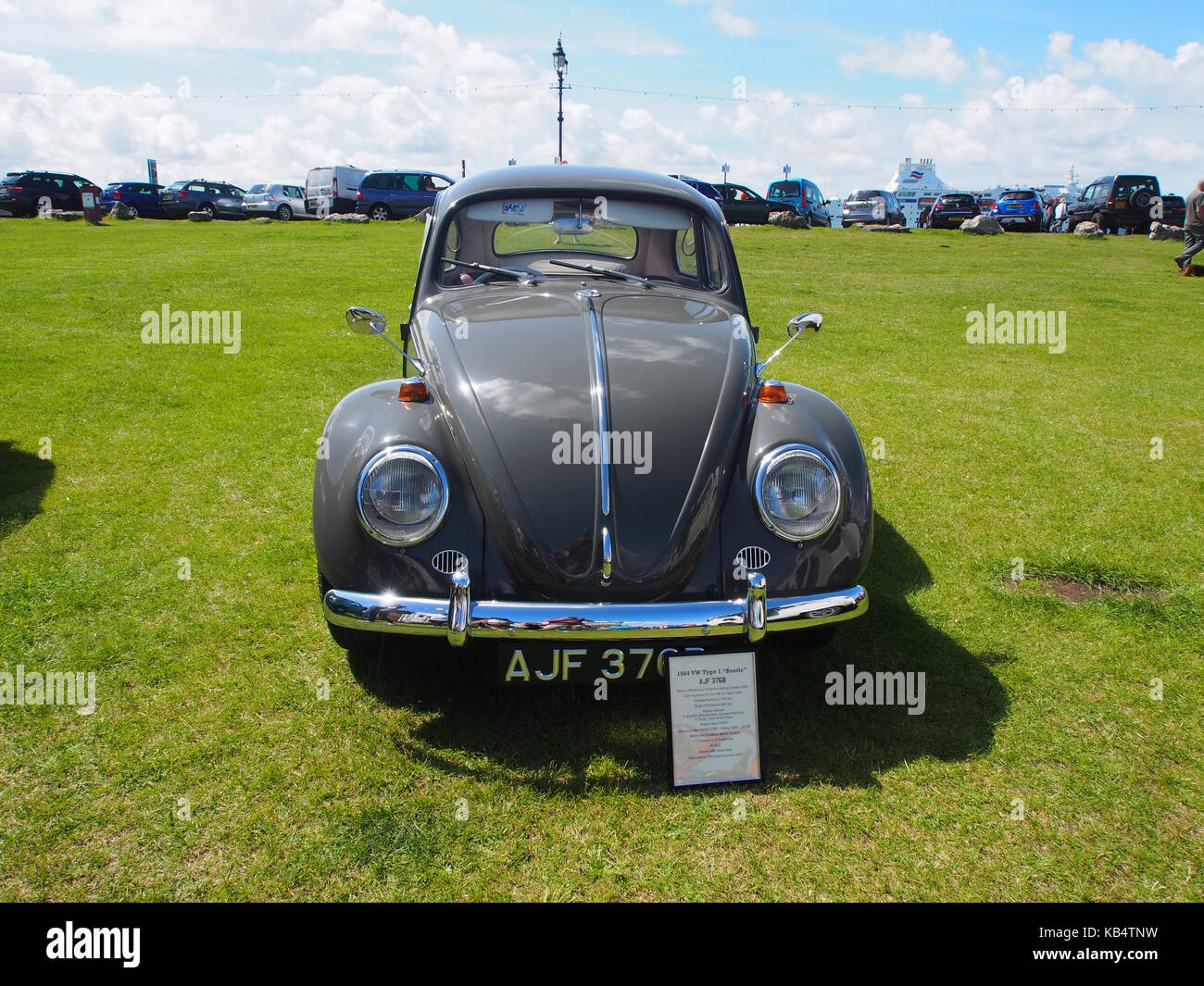 Vintage vw beetles hi-res stock photography and images - Alamy