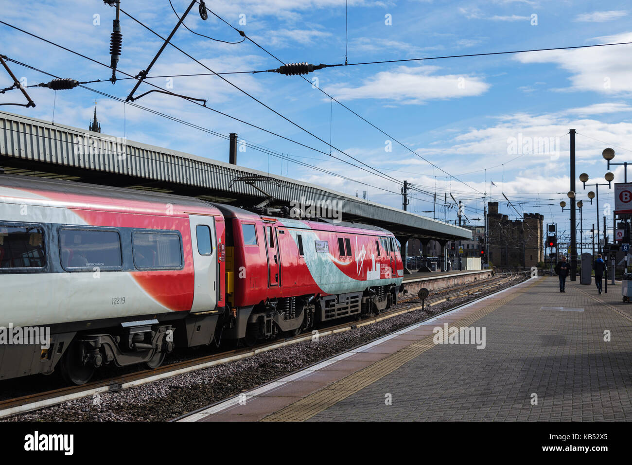 Class 91 electric locomotive hi-res stock photography and images - Alamy
