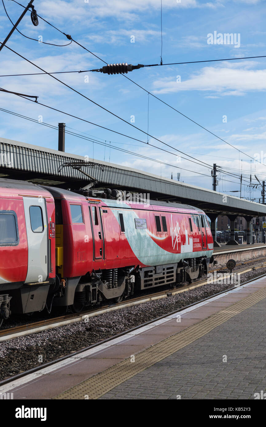 Class 91 Electric Locomotive About to Depart Newcastle Central Station ...