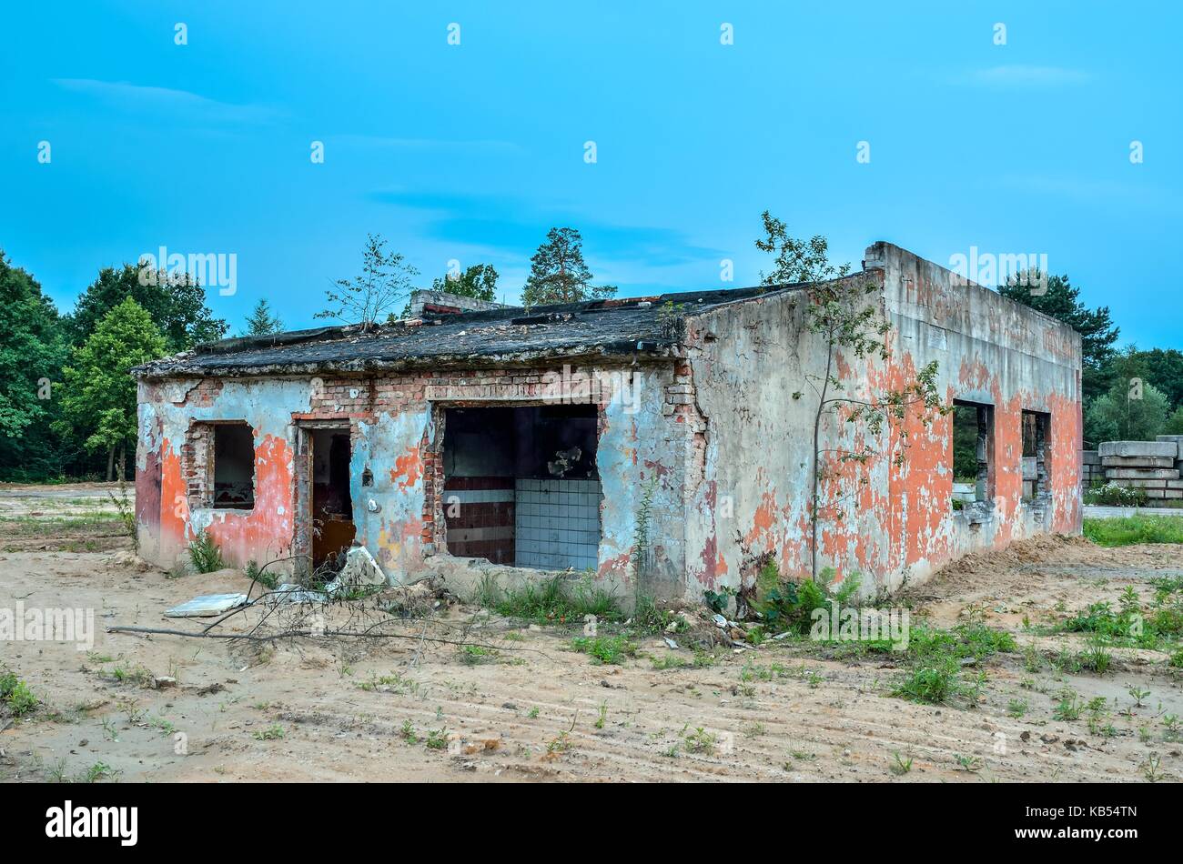 Old demolished building. An abandoned military unit building Stock ...