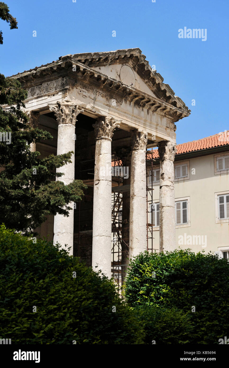 Temple of augustus hi-res stock photography and images - Alamy