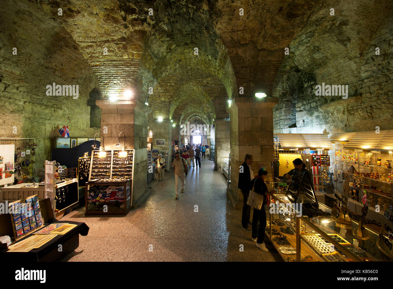 Old roman harbour at night hi-res stock photography and images - Alamy
