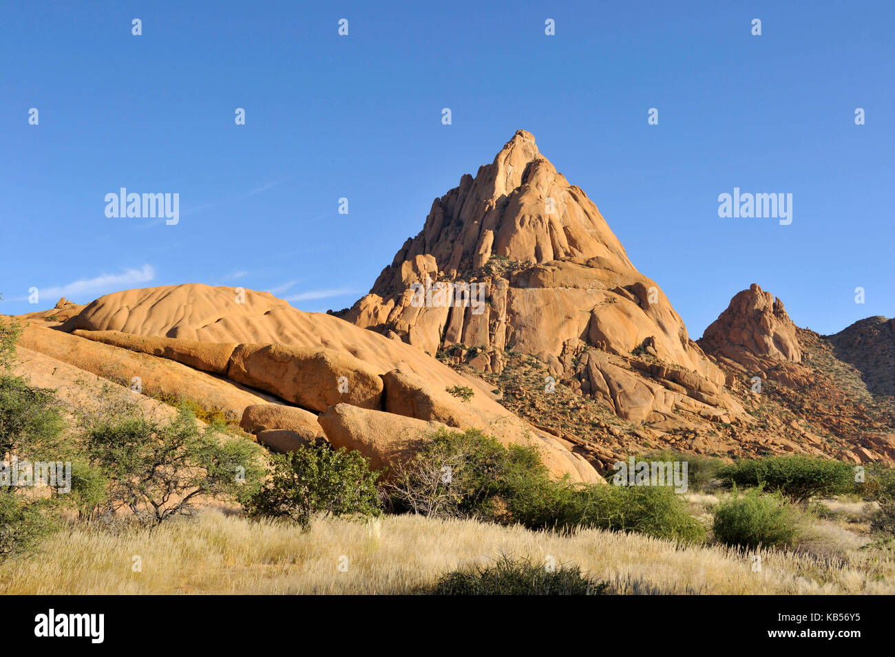 Namibia, Erongo, Damaraland, Namib desert, Spitzkoppe or Spitzkop (1784 ...
