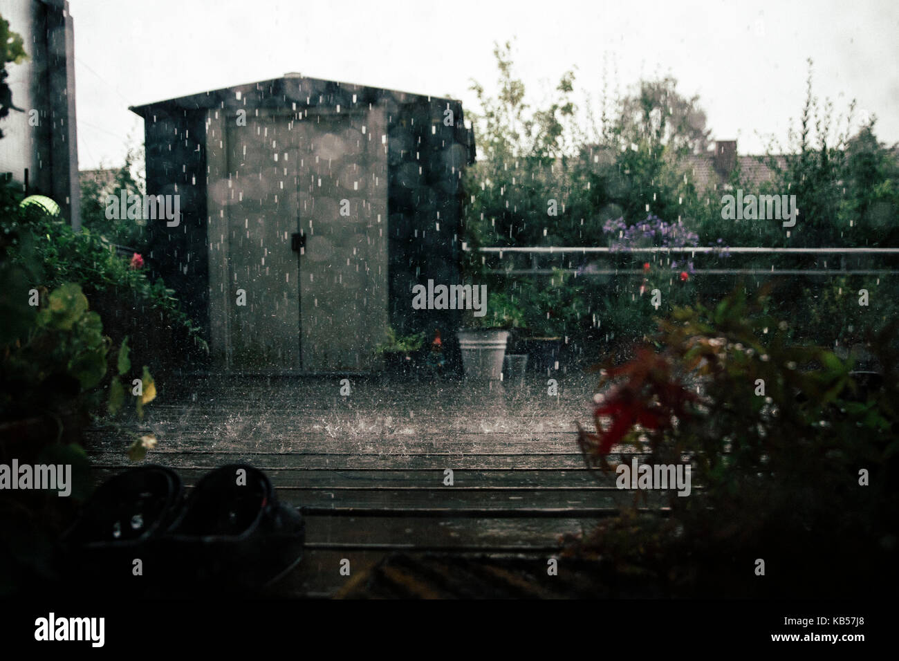 Terrace of small houses hi-res stock photography and images - Alamy