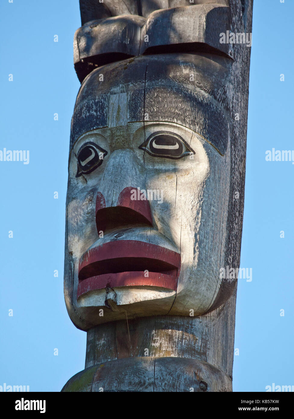 Totem pole stories hi-res stock photography and images - Alamy