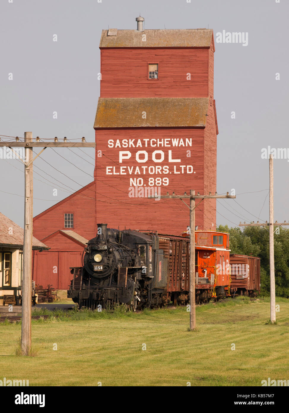 Outdoor museum with train and grain elevator hi-res stock photography ...