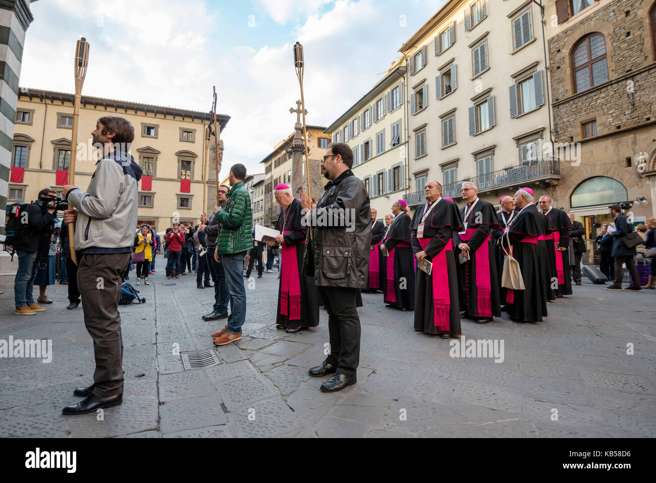 The cardinal procession is waiting for the start of the ceremony near ...