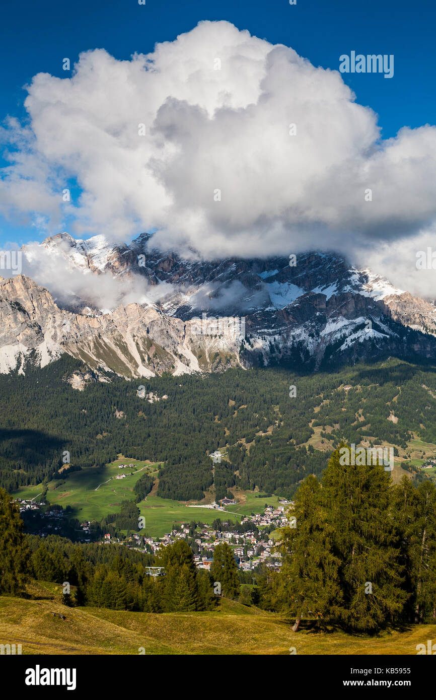 Europe, Italy, Alps, Dolomites, Mountains, Veneto, Belluno, Cortina d ...