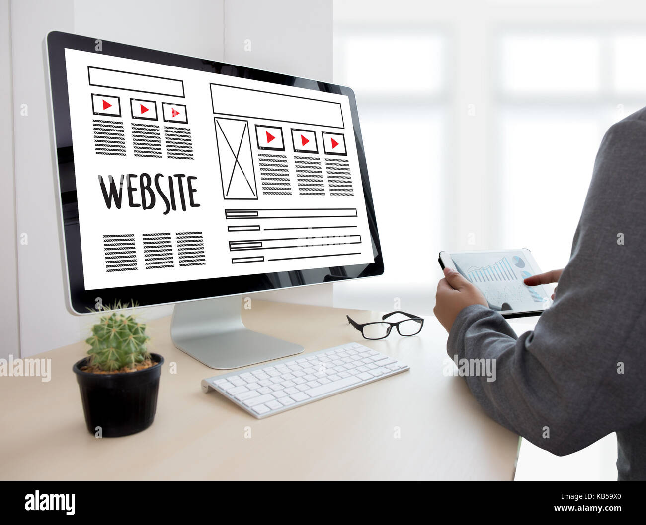 Web Design layout sketch drawing Software Media WWW and Graphic Layout ...