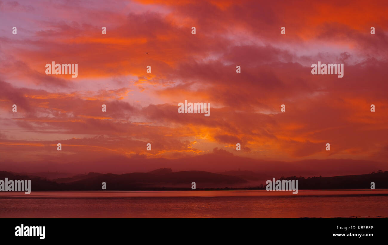 Break of dawn hi-res stock photography and images - Alamy