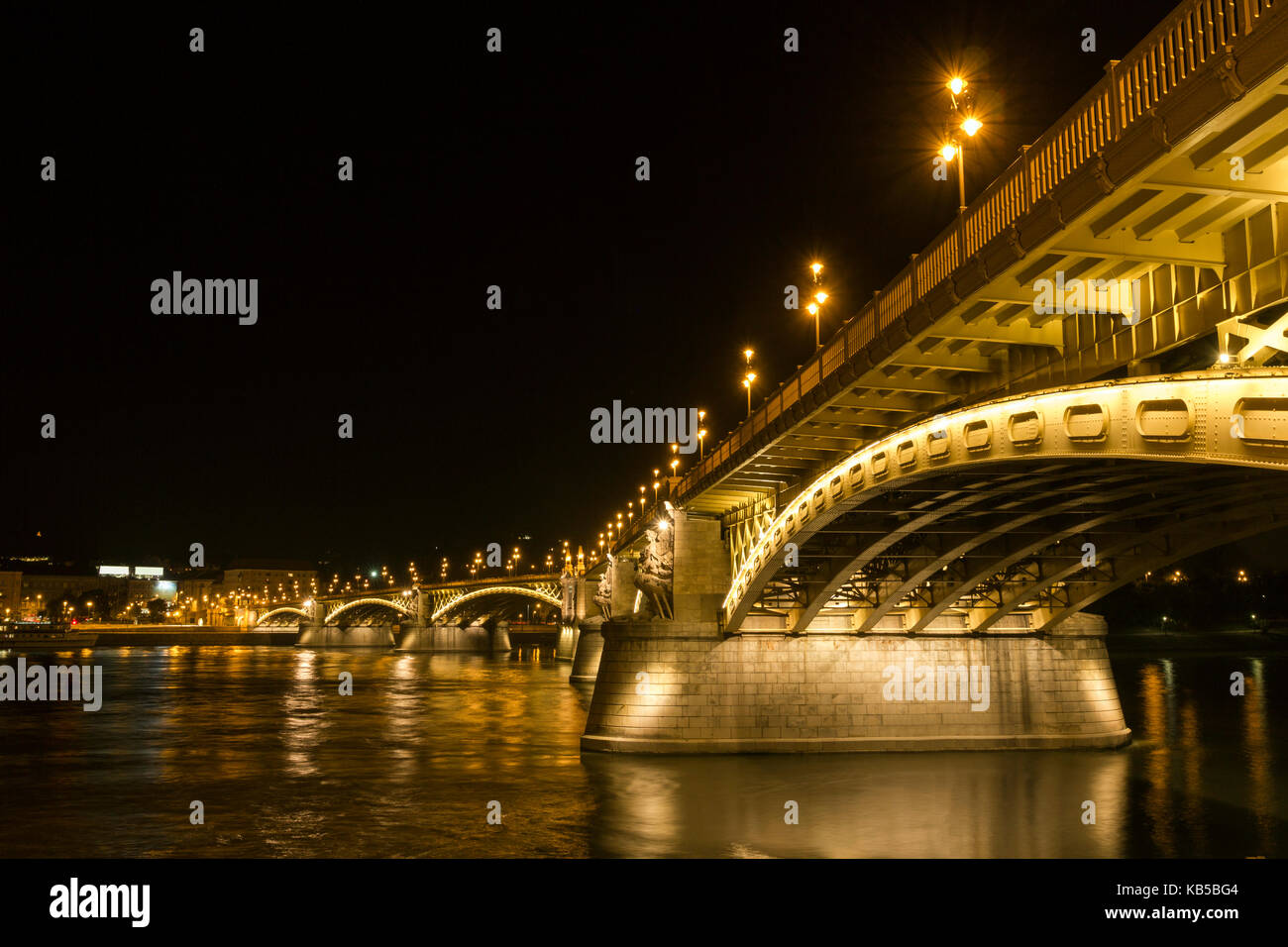 Margaret Bridge (Margit hid) by night in Budapest, Hungary Stock Photo ...
