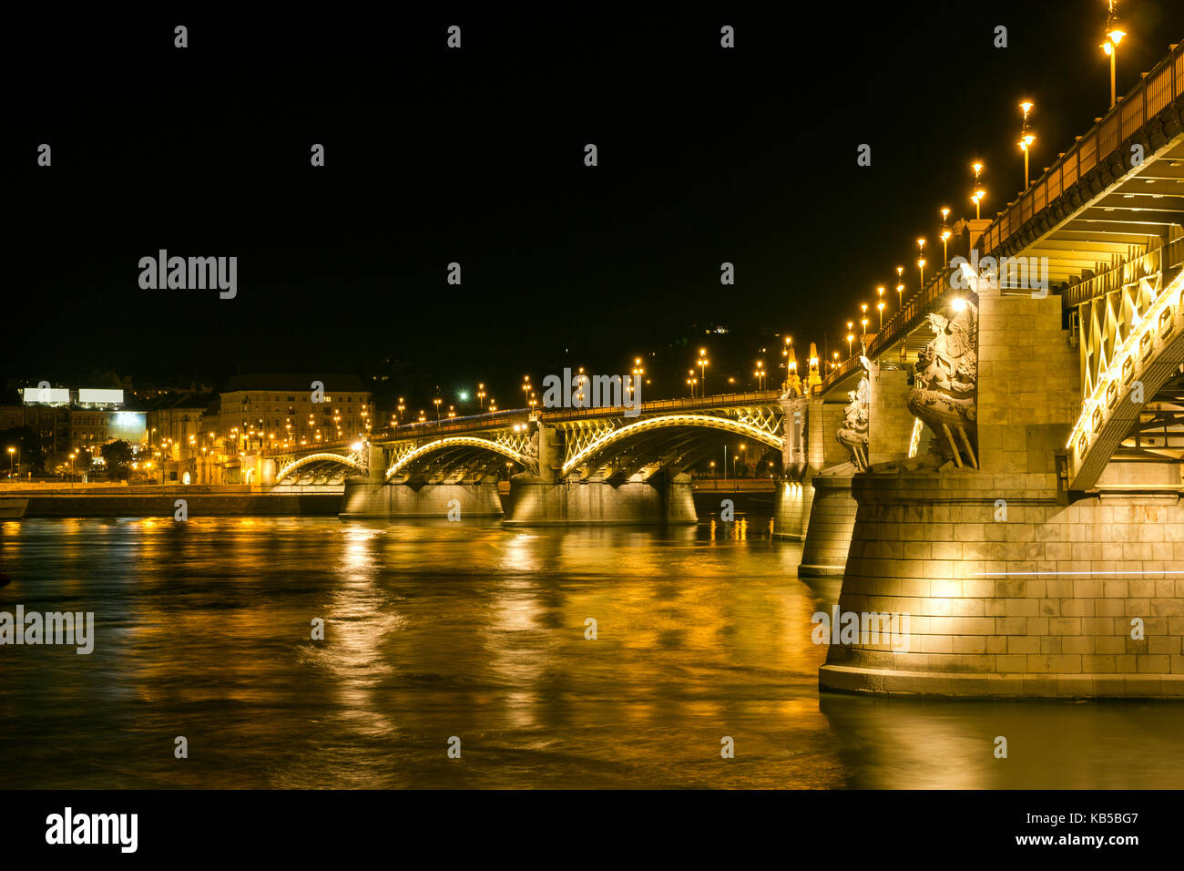 Margaret Bridge (Margit hid) by night in Budapest, Hungary Stock Photo ...
