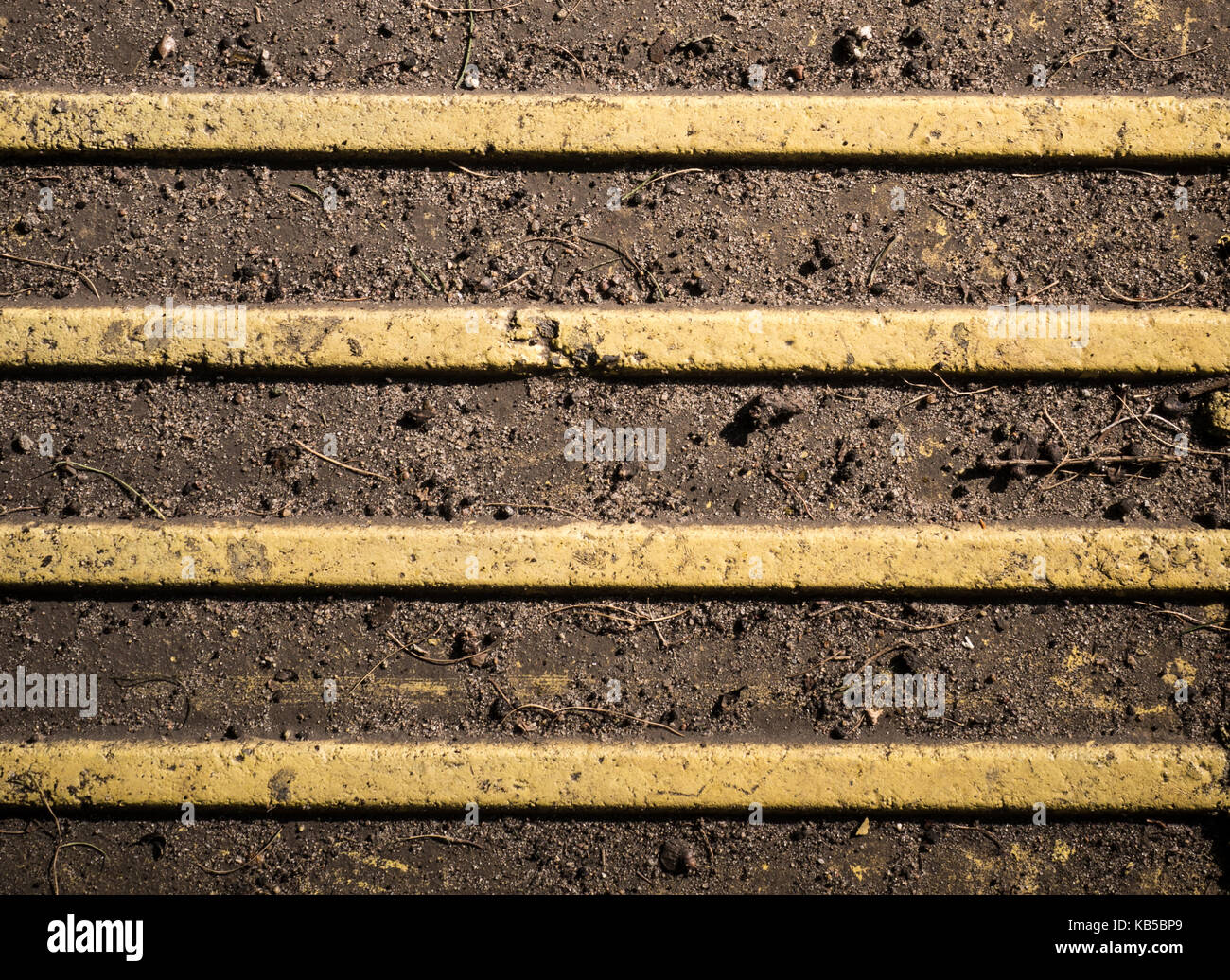 braille pavement - stripes tactile paving surface for blind people ...