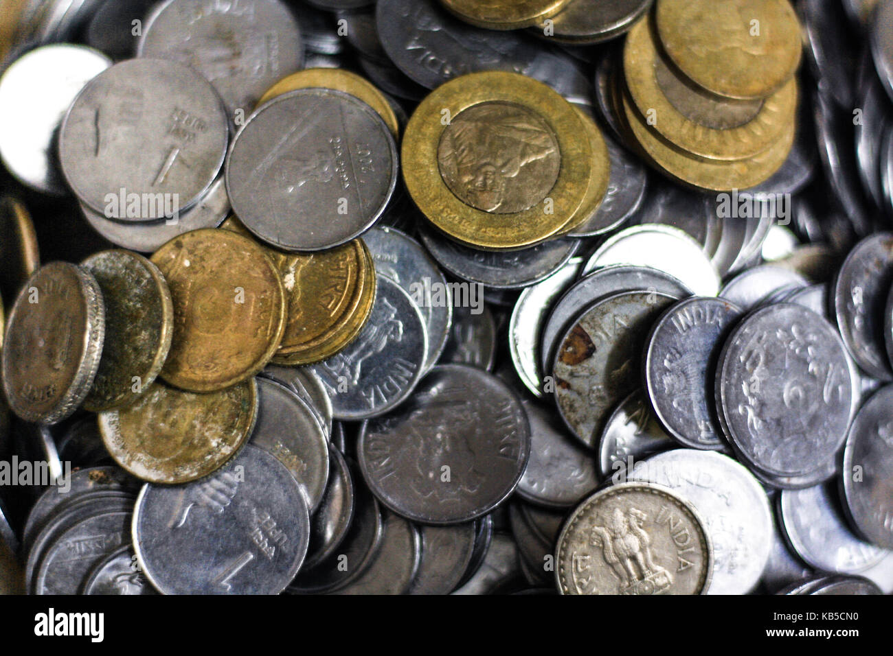 Indian coins hi-res stock photography and images - Alamy