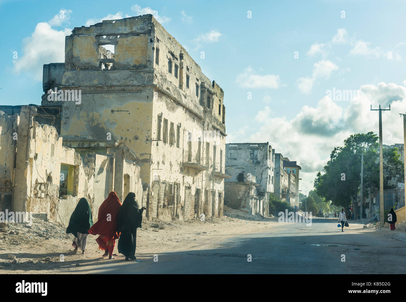 The streets of the destroyed houses of mogadishu hi-res stock ...
