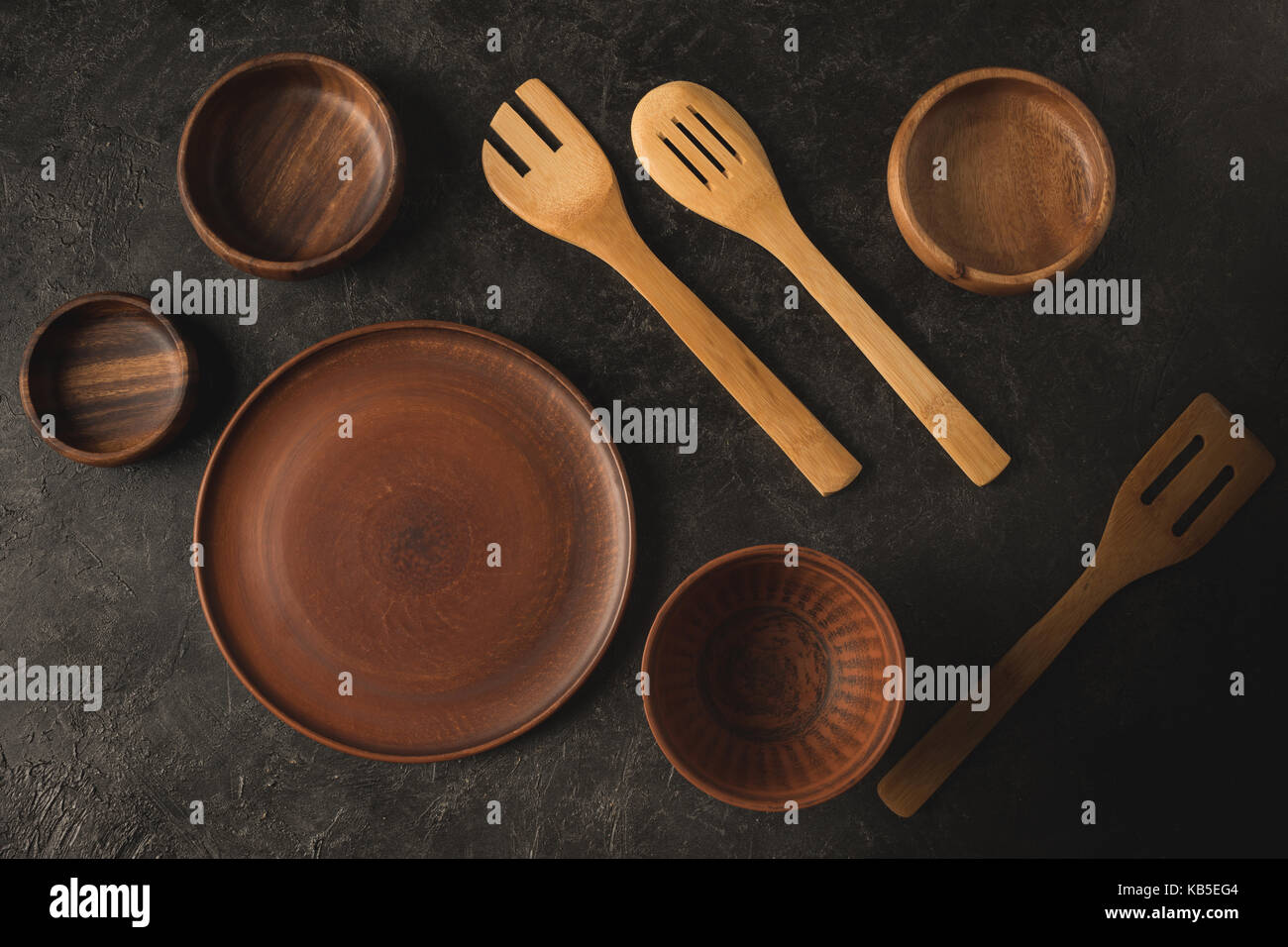 Kitchen table surface kitchenware hi-res stock photography and images ...