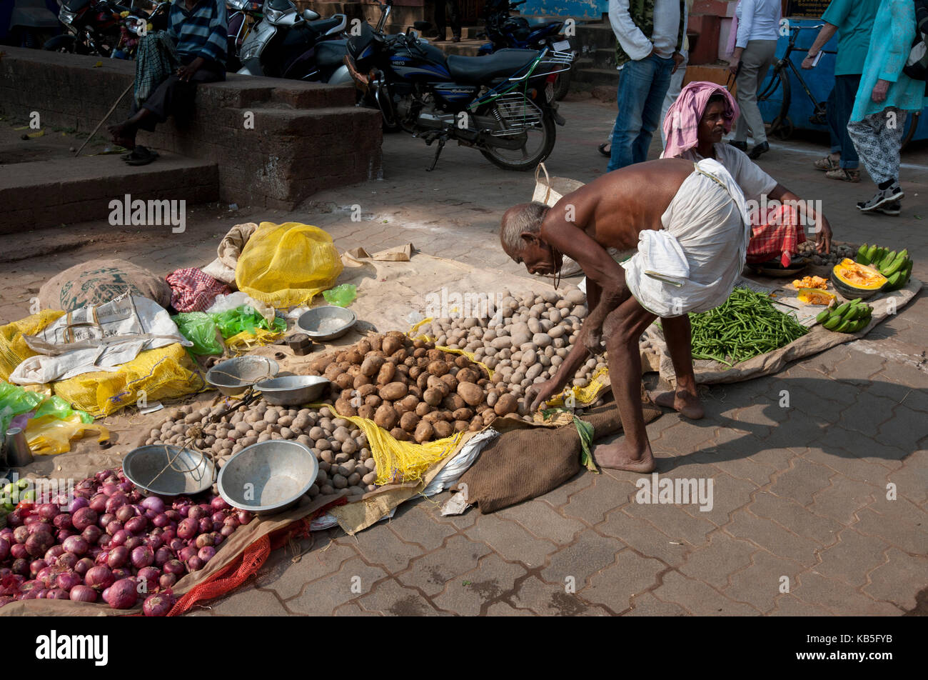 Local vegetable market on the streets of Bhubaneswar close to the ...